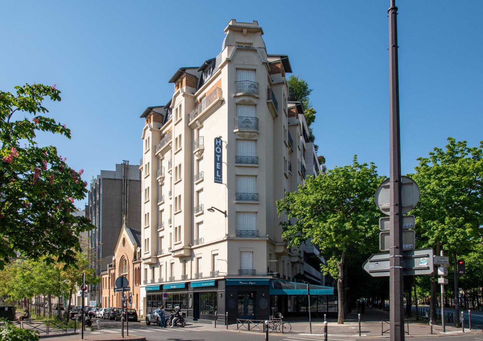 Hotel Aiglon | Paris 14th arrondissement | Photos